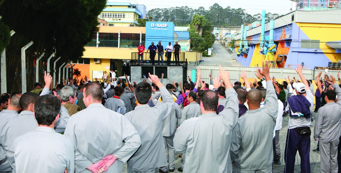 BASF Demarchi: 39 horas semanais - CNQ